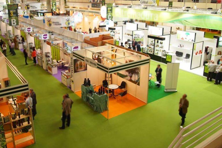 Types of stands according to their characteristics - Cotacreativa